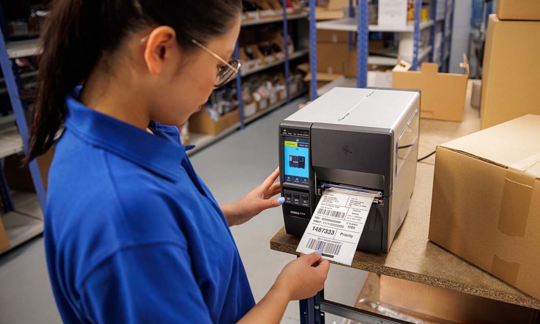 Zebra ZT231 industrial printer – touchscreen, robust, upgradeable